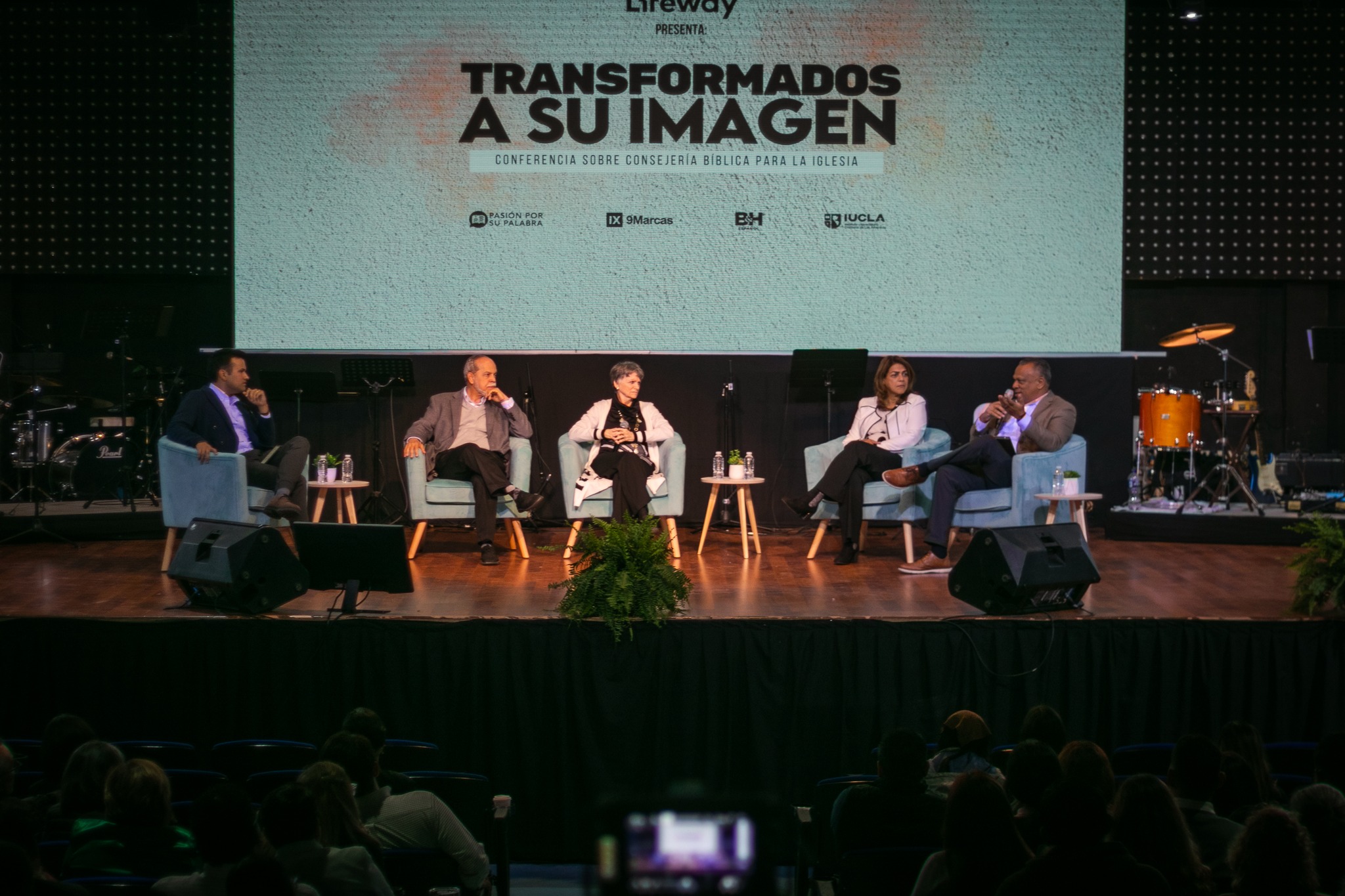 Lifeway llevó a cabo la conferencia Transformados a Su imagen en ...